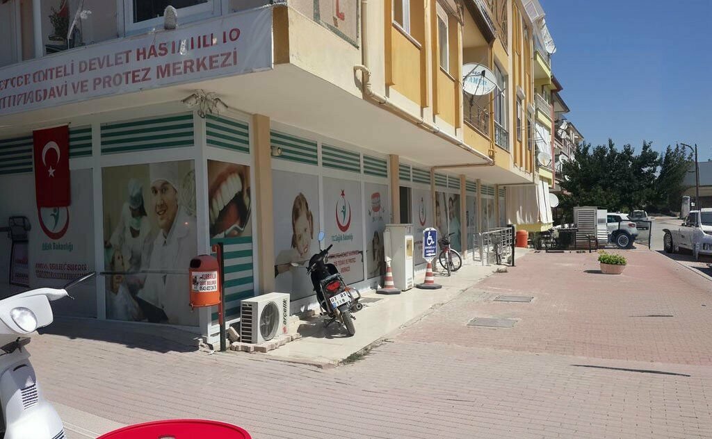 Özel ağız ve diş sağlığı klinikleri ve muayenehaneleri Dr. Abdullah Özsoy Meltem Özsoy, Korkuteli, foto