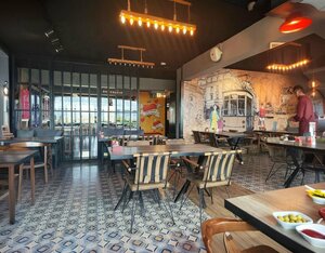Breadli Cafe & Sandwich (Adnan Menderes Mah., Çat Yolu Cad., No:17/B, Yakutiye, Erzurum), kafe  Erzurum'dan