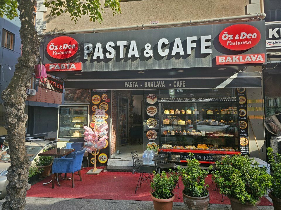 Pasta, şekerleme ve tatlı Özden Pasta Cafe, İstanbul, foto