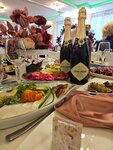 Ани (Kozhzavodskaya ulitsa No:1с24), restoran  Magadan'dan