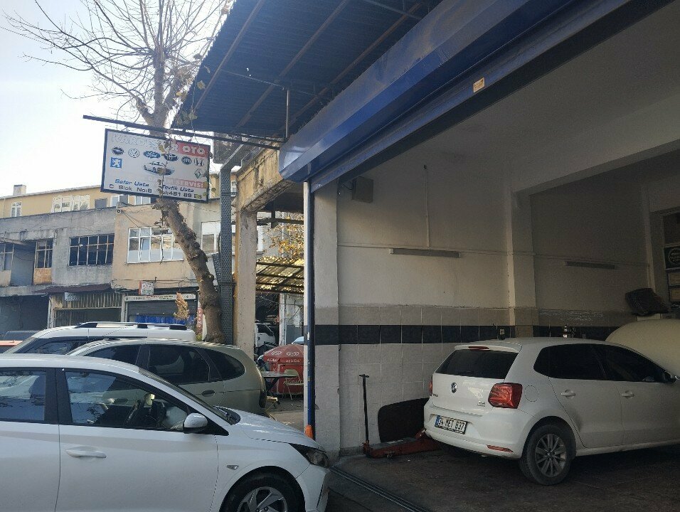 Otomobil servisi Kardeşler Oto, İstanbul, foto