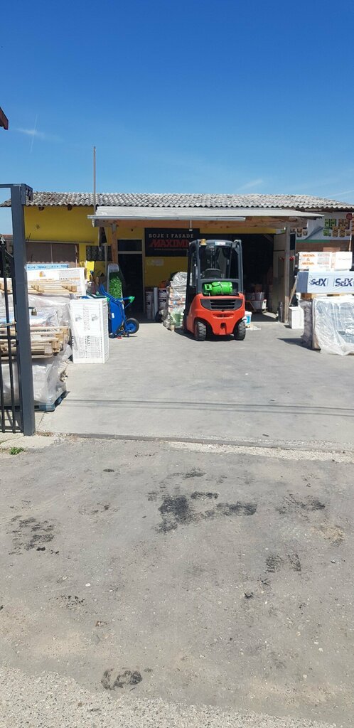 Boya ve cila malzemeleri üretim ve satış yerleri Slm Cezar Company, Novi Sad, foto