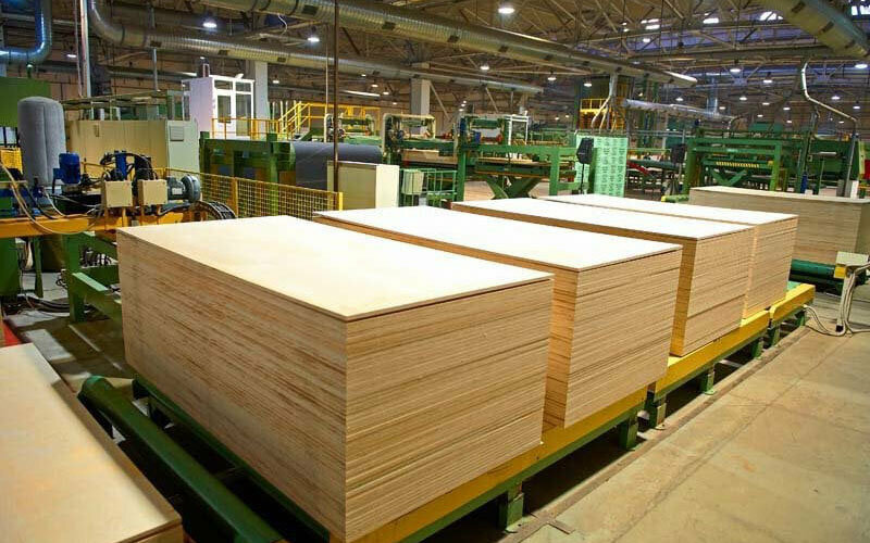 Kontrplak Fanera Globus, Moskova, foto