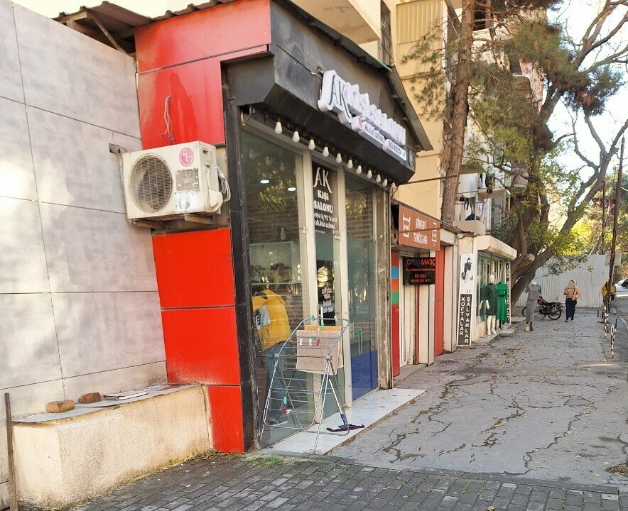 Berberler Ak Barber, Bakü, foto
