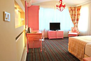 Santa Lucia Suit Hotel (İstanbul, Beyoğlu, Şehit Muhtar Mah., Yoğurtçu Faik Sok., 18A), otel  İstanbul'dan