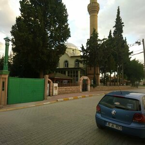 İpekçioğlu Cami (Burdur, Karamanlı, Fatih Cad., 51A), cami  Karamanlı'dan