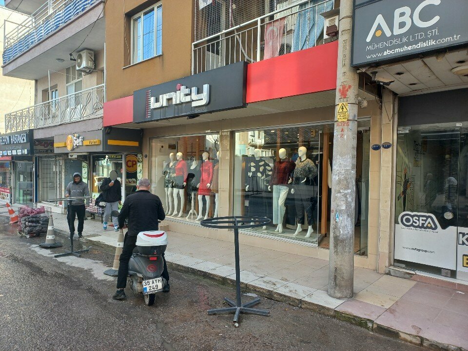 Giyim mağazası Unity Giyim, İzmir, foto
