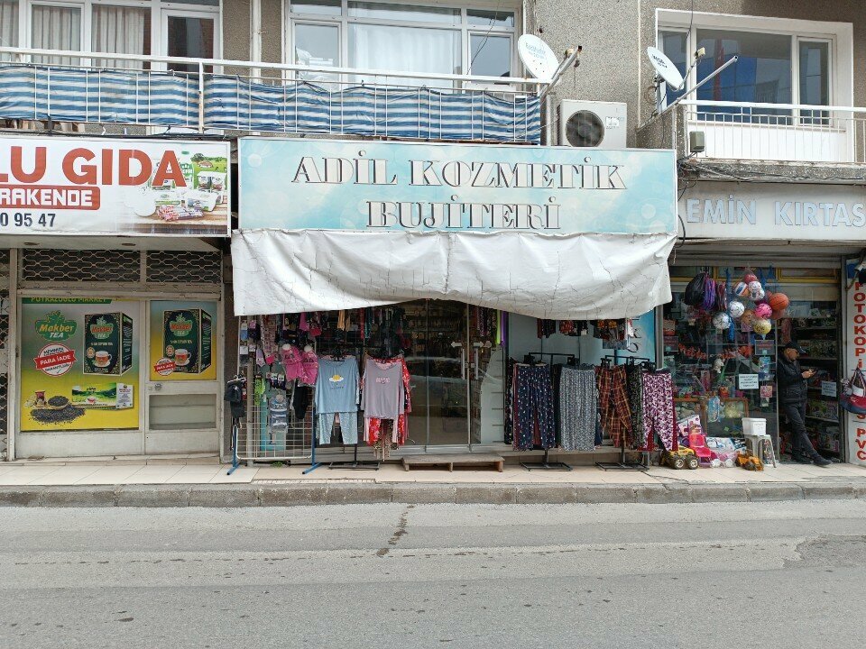 Bijuteriler Adil Bijuteri, İzmir, foto