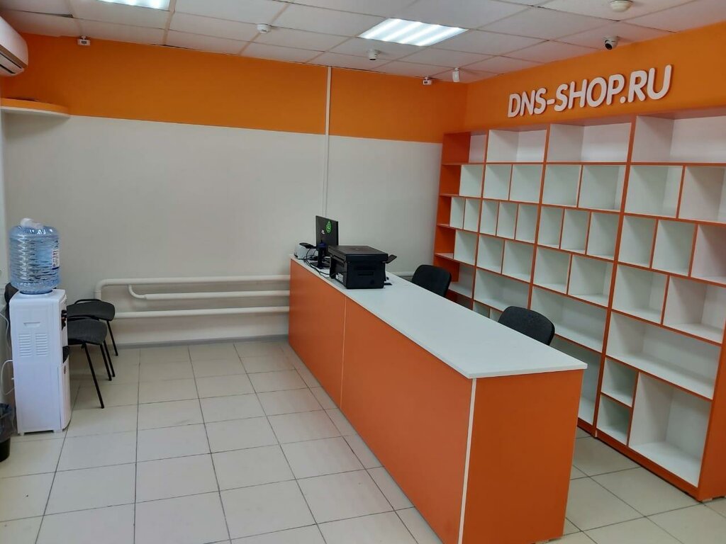 Bilgisayar mağazaları DNS, Krasnodarski krayı, foto