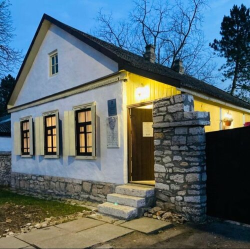 Müzeler ve sanat galerileri The Lermontov museum at the Roshke coffee shop, Stavropolski krayı, foto