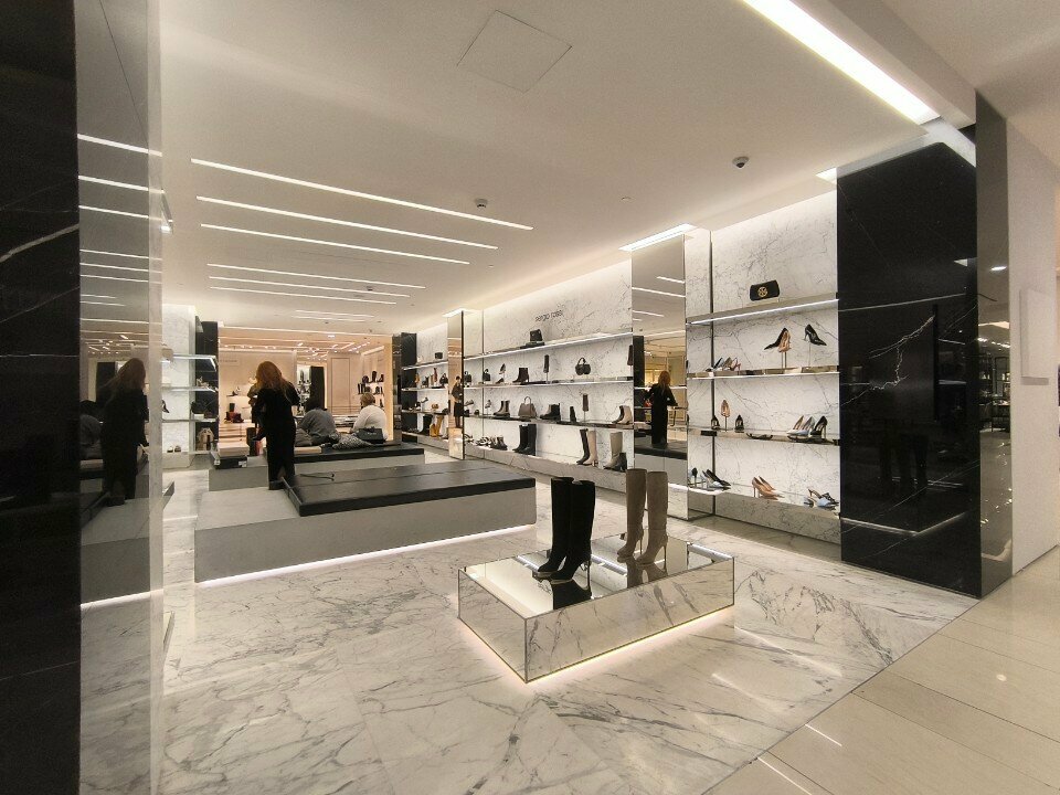 Ayakkabı mağazaları Sergio Rossi, Moskova, foto