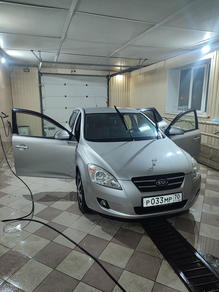 Oto yıkama Rich car, Tomsk, foto