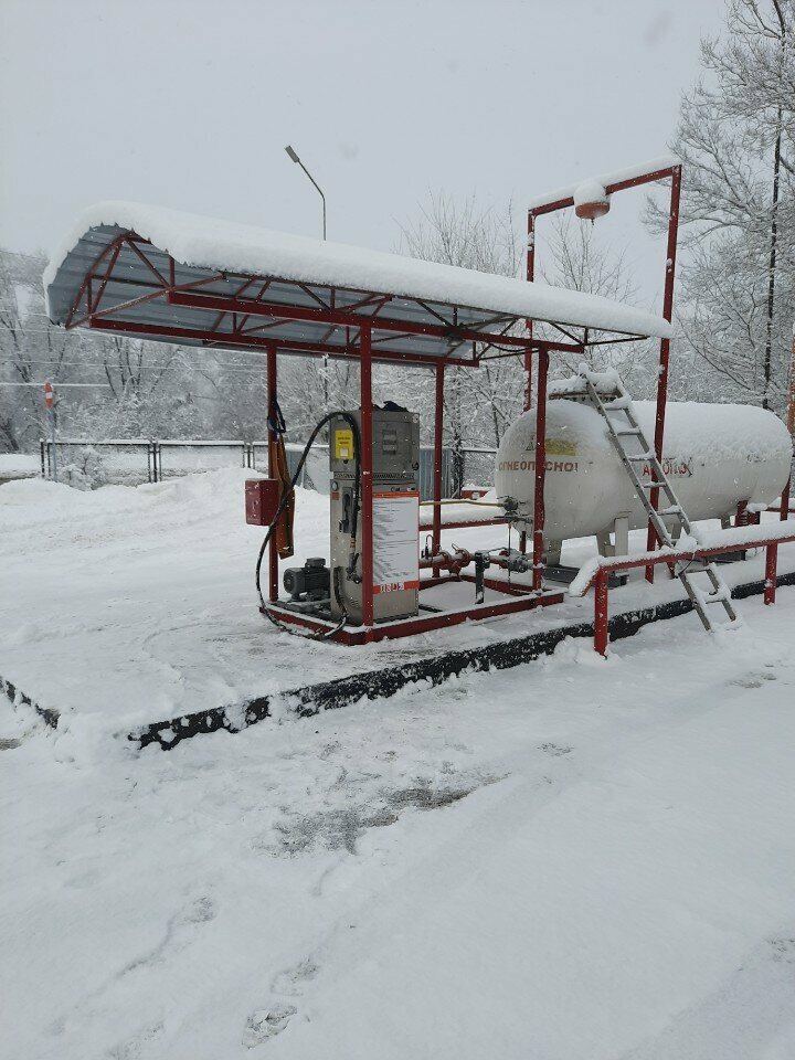 Otogaz dolum istasyonu LPG Filling Station, Almatı, foto