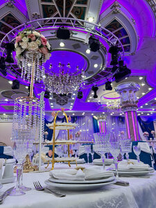 Royal (Dekabristov Street No:22), restoran  Koroliov'dan