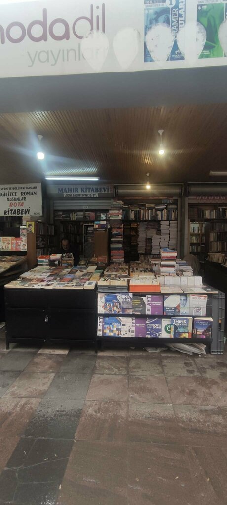 Kitap mağazaları Mahir Kitap Ewi, Ankara, foto