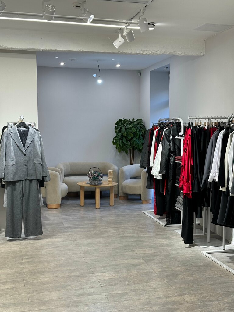 Giyim mağazası Lafayette, Nijni Tagil, foto