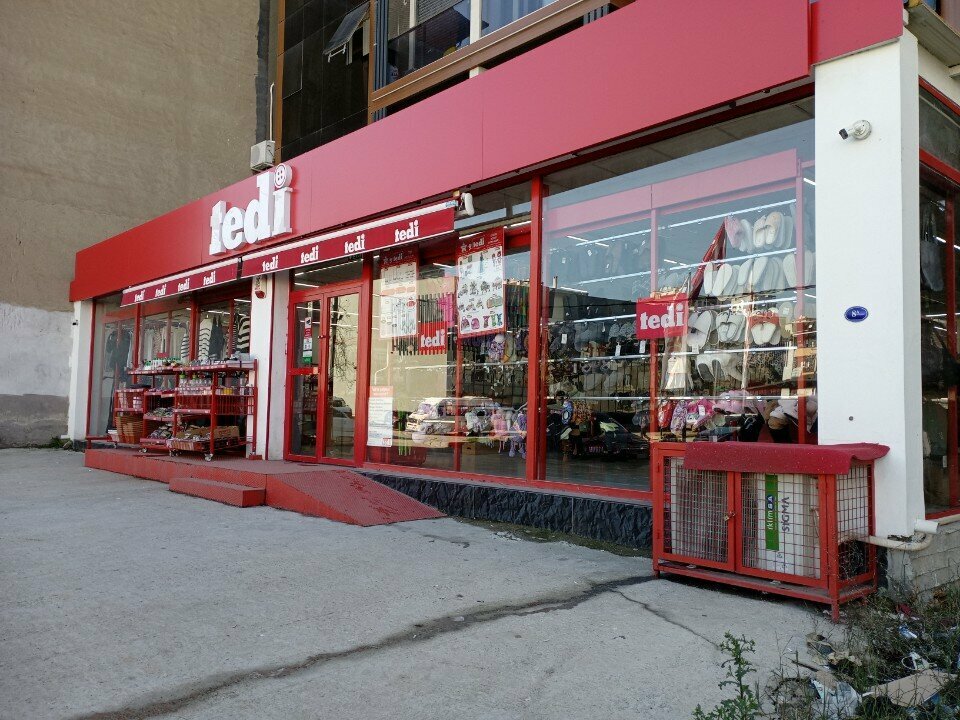 Alışveriş merkezleri Tedi, İzmir, foto