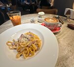 Kofemaniya Bez Tarelok (1st Krasnogvardeysky Drive No:22с1), kafe  Moskova'dan