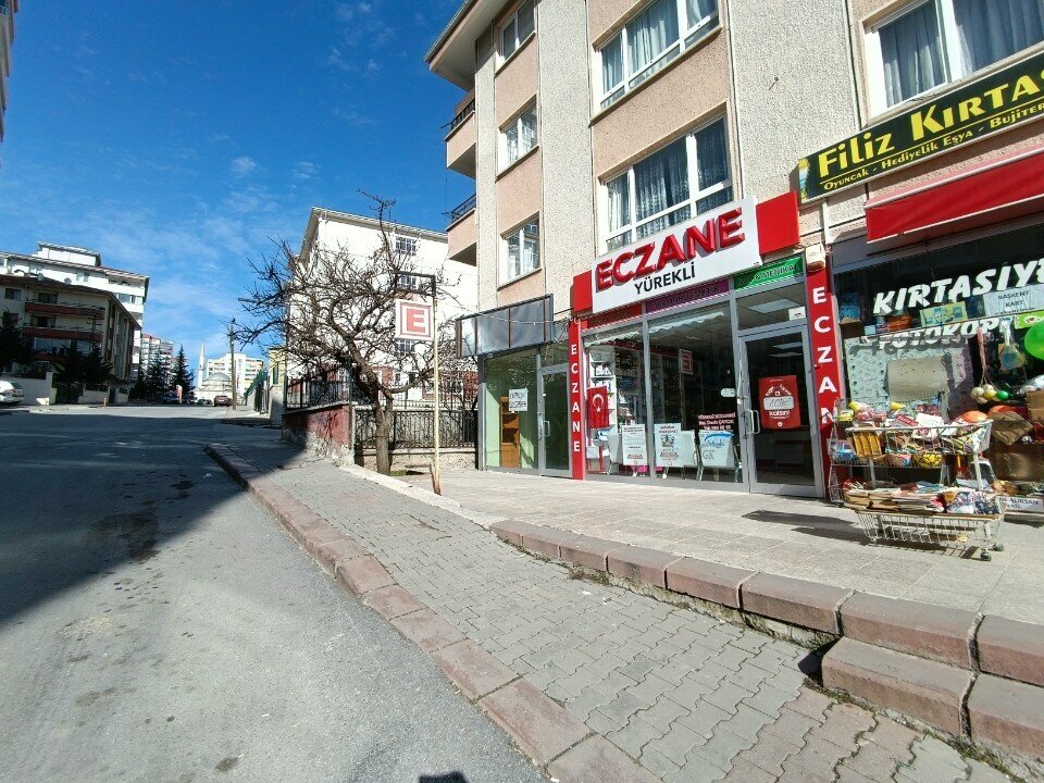 Eczaneler Yürekli Eczanesi, Ankara, foto