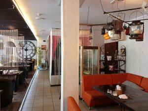 Плов (Moskovskiy prospekt No:49), kafe  Cherepovets'ten