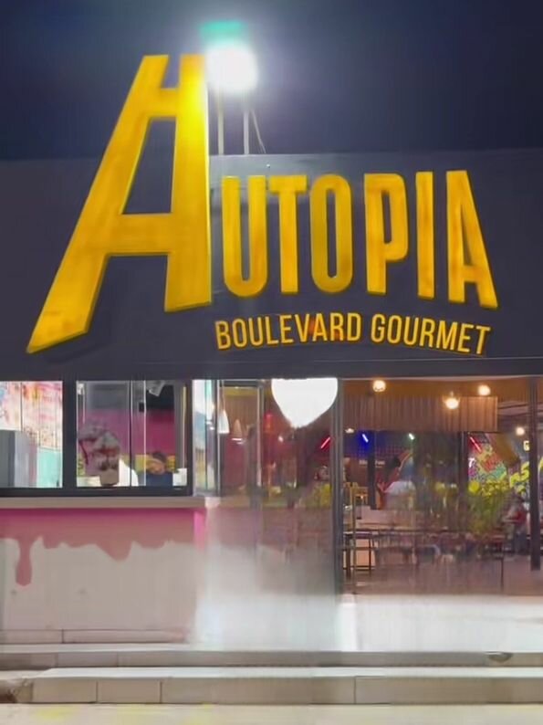 Restoran Autopía Boulevard Gourmet, Santa‑Krus, foto
