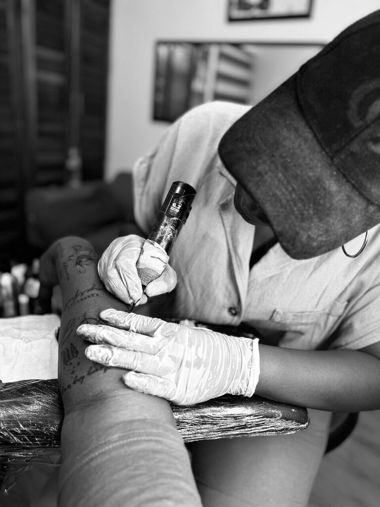 Dövmeciler Ki2la Tattoo, Abican, foto