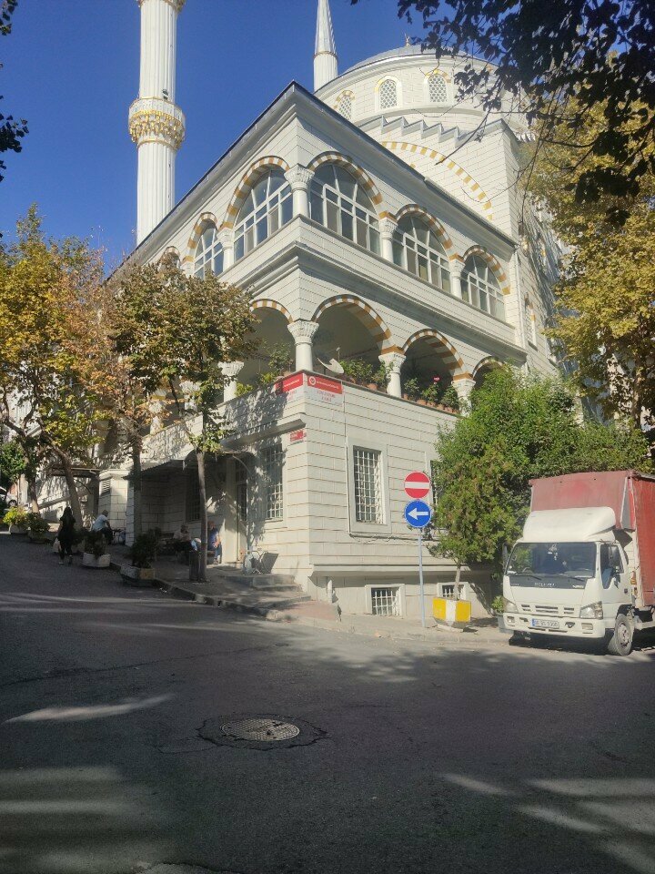 Cami Yunus Emre Cami, İstanbul, foto