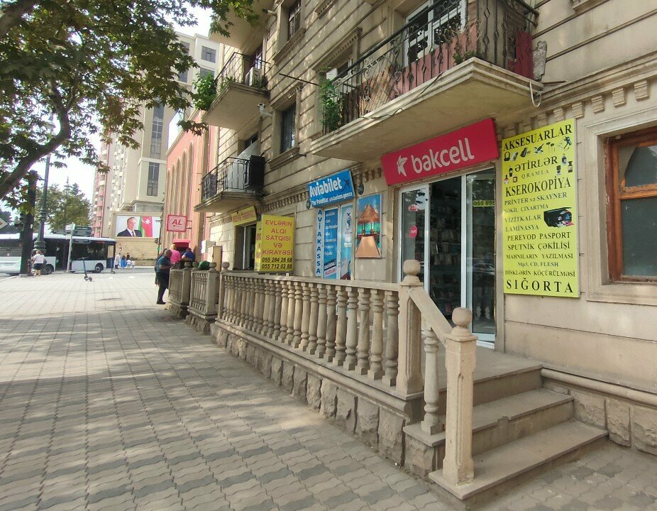 Cep telefonu ve aksesuarları satış mağazaları Bakcell, Gence, foto