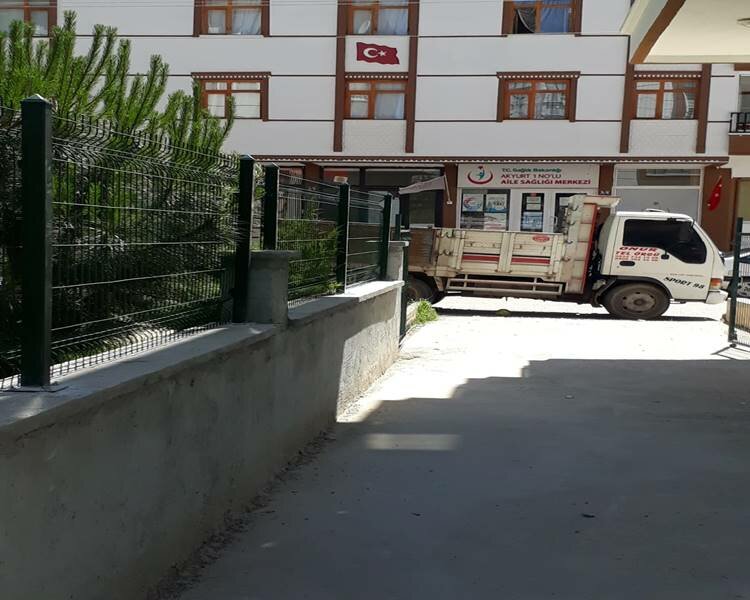 Çitler, parmaklıklar Onur Tel Örgü, Ankara, foto