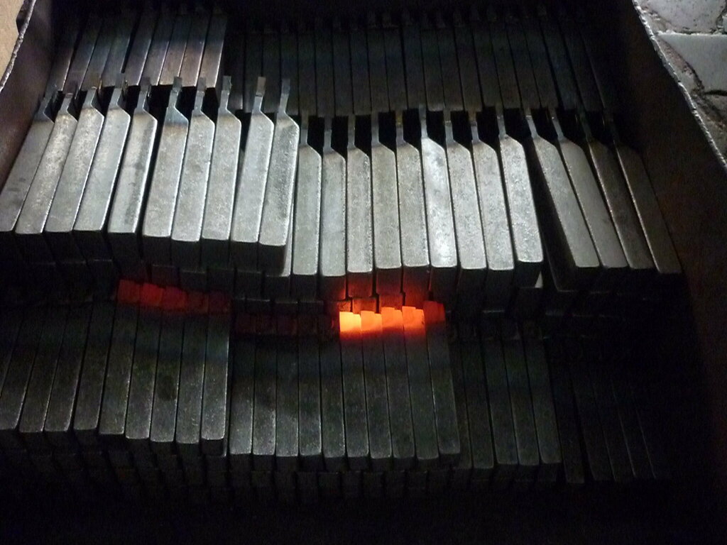 Endüstriyel alet üreticileri Kanashsky Instrumentalshchik, Kanash, foto