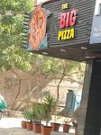 The Big Pizza (BMCHS 8th Road No:91), pizzacılar  Karaçi'den