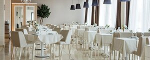Аква-Минск (Minsk, Pieramozhcaw Avenue, 118), hotel  Minsk'ten