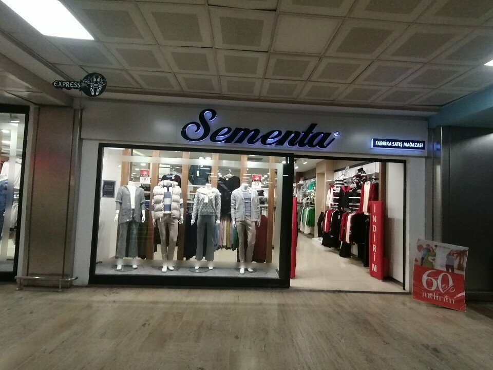 Giyim mağazası Sementa, Konya, foto