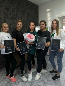 Школа-студия маникюра Алены Ягофаровой (Lesoparkovaya ulitsa No:18А), güzellik salonu  Salavat'tan