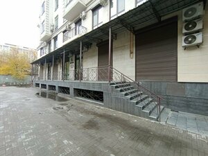Diva Effect (Razzakov Street No:15), kozmetoloji, kozmetik salonları  Bişkek'ten