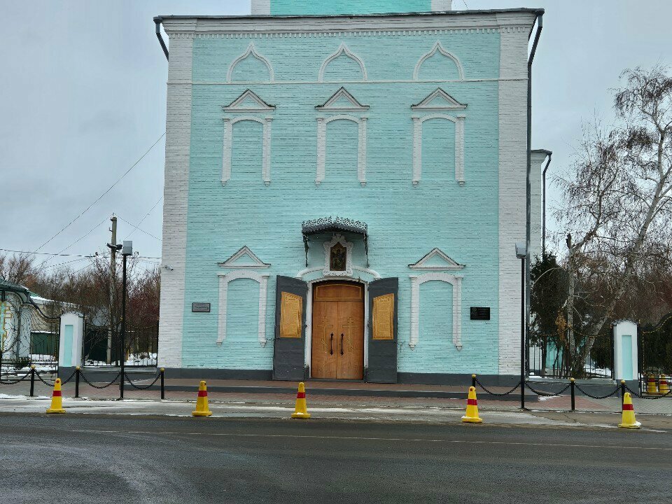 Ortodoks kiliseleri Başmelek Mikail katedrali, Oral (Uralsk), foto