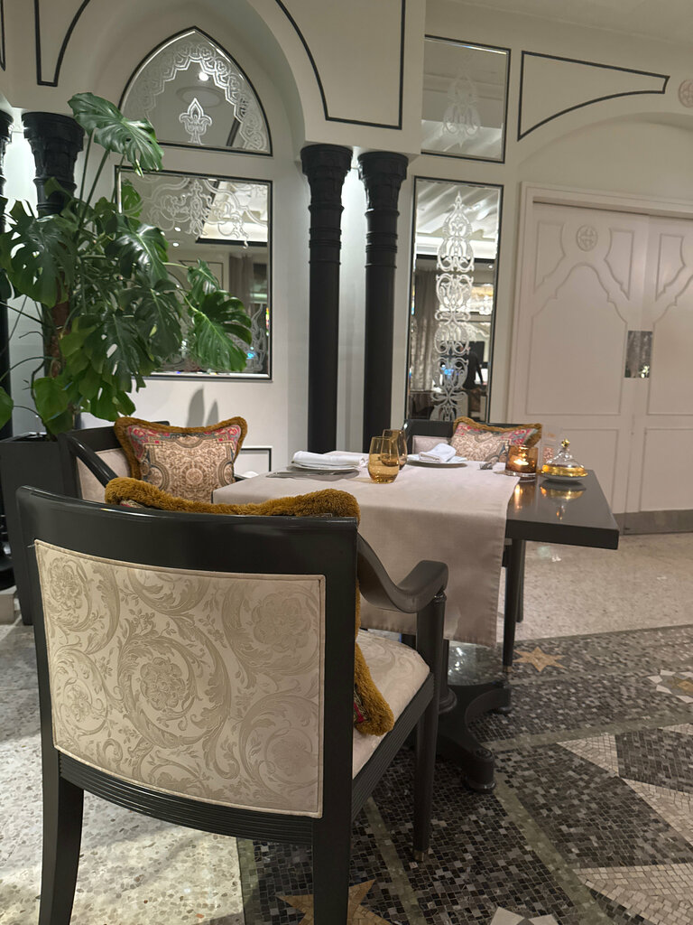 Restoran Enigma, Dubai, foto