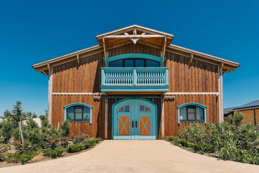 At ve binicilik kulüpleri Конно-спортивный клуб Высота 54, Krasnodarski krayı, foto