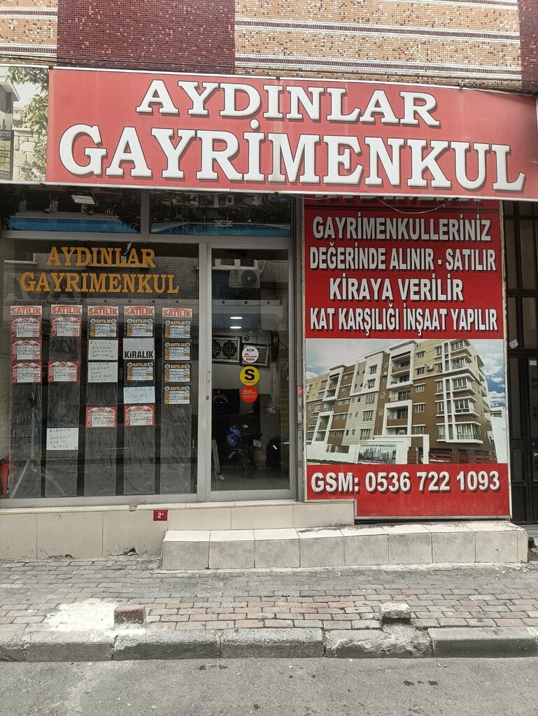 Emlak ofisi Aydınlar Emlak, İstanbul, foto