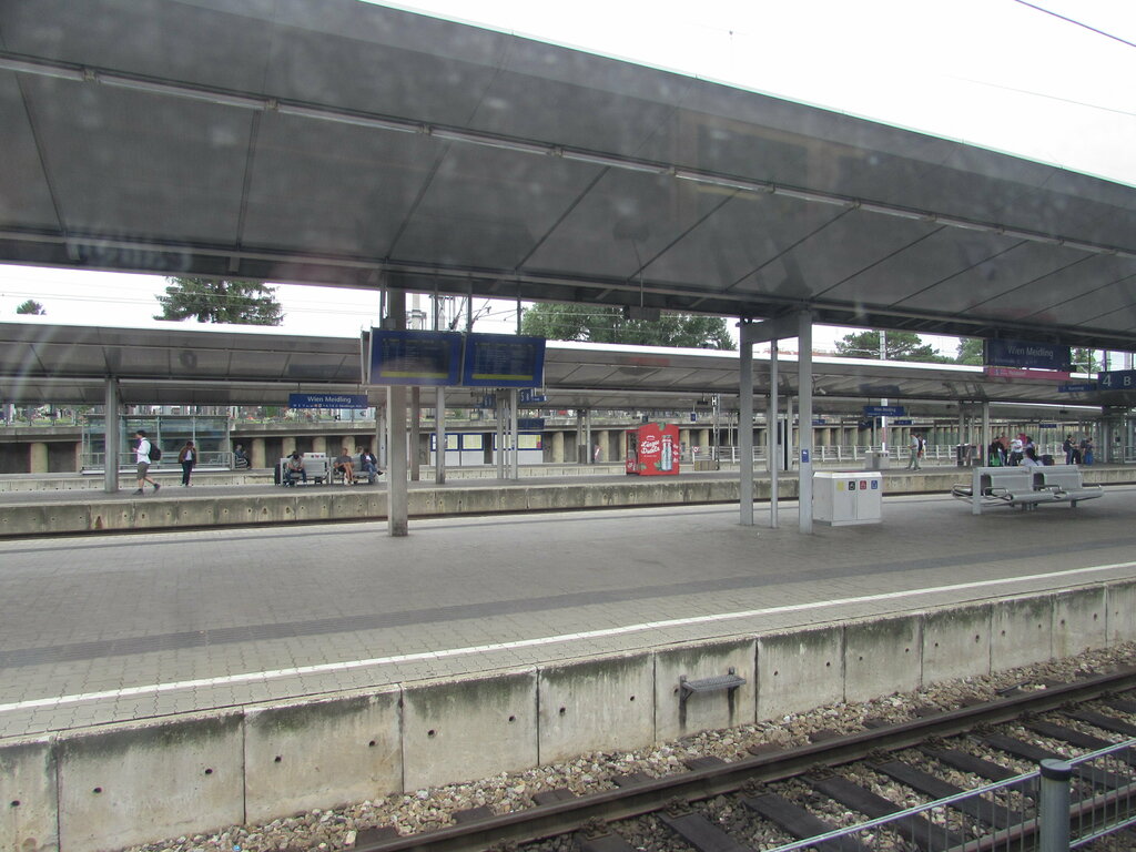 Tren istasyonu Wien Meidling, Viyana, foto