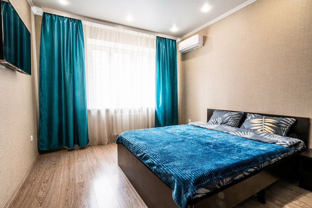 Emlak ofisi Sutki V Krd, Krasnodar, foto