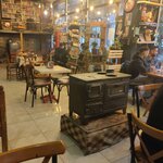 Daktilo Kültür & Sanat Cafe (Cumhuriyet Mah., 808 Sok., No:4/A, Kızıltepe, Mardin), kafe  Kızıltepe'den