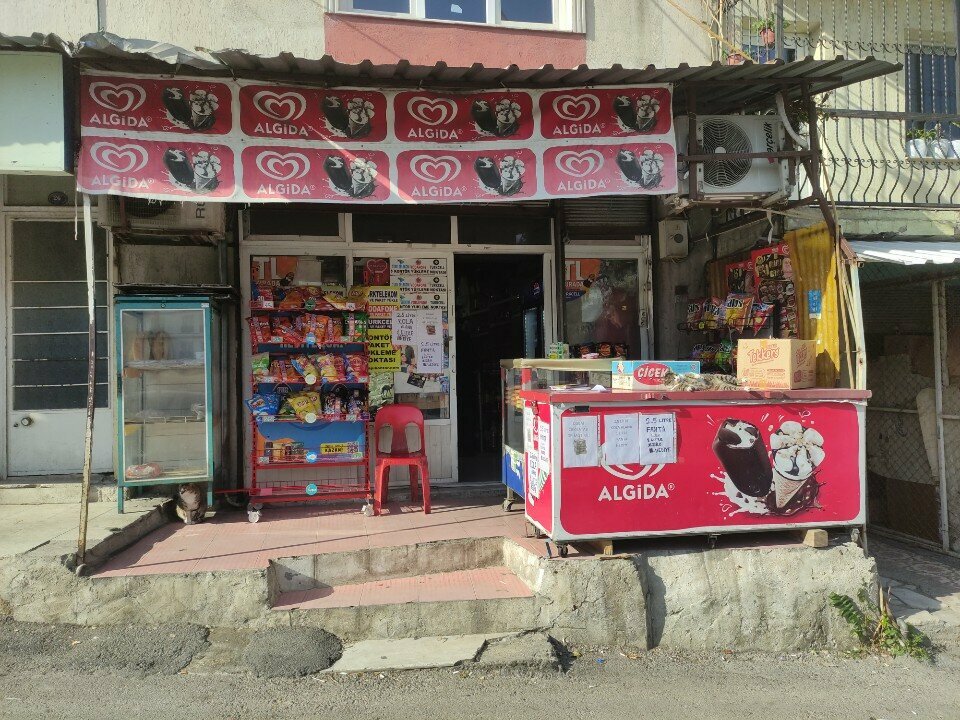 Market Edip Demir Market, İzmir, foto