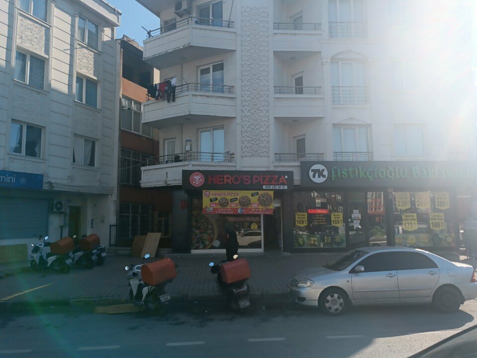 Pizzacılar Hero's Pizza, İstanbul, foto