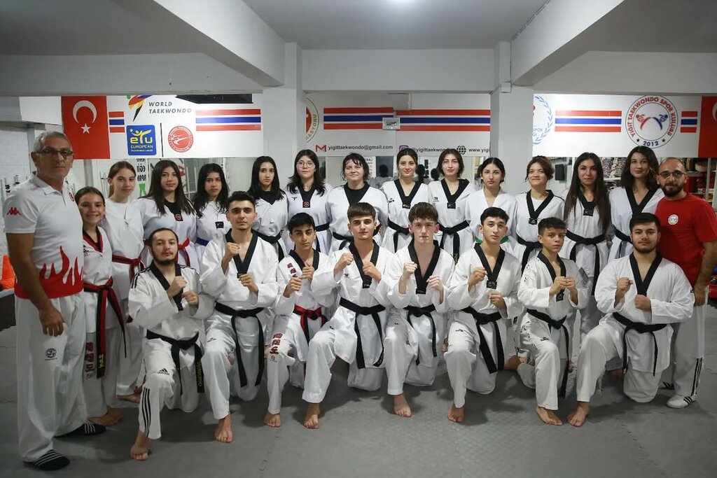 Spor kulüpleri Yiğit Taekwondo, İstanbul, foto