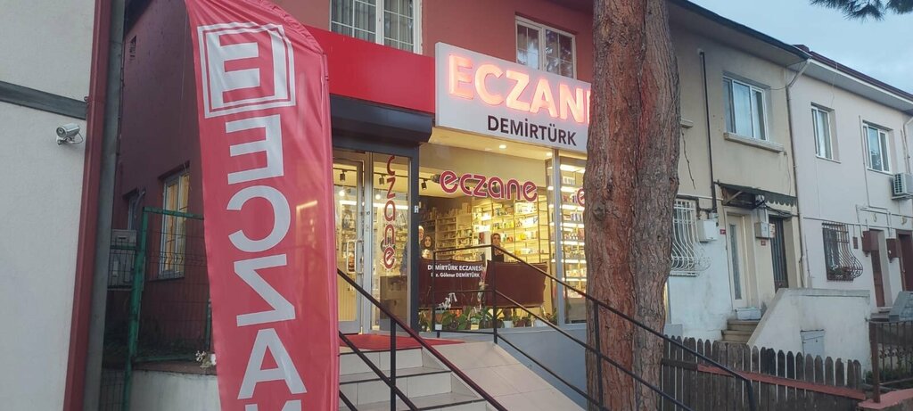 Eczaneler Demirtürk Eczane, İstanbul, foto
