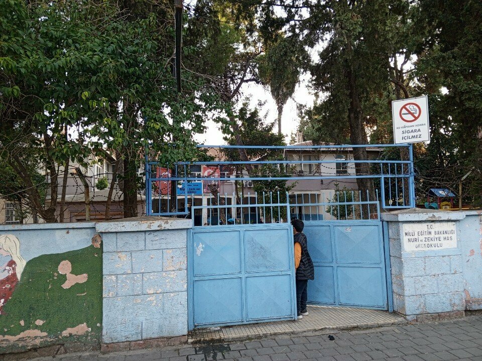 Ortaokul Nuri Ve Zekiye Has Ortaokulu, Adana, foto