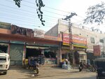 Car Wash (Bagrian Road No:211), oto yıkama  Lahor'dan