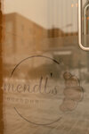 Mendl’s (Kustodiev Street No:3к2), kahve dükkanları  Saint‑Petersburg'dan