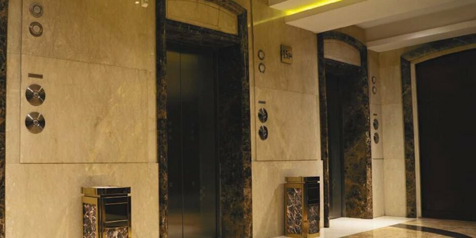 Konut blokları Azizi Iris Apartments, Dubai, foto